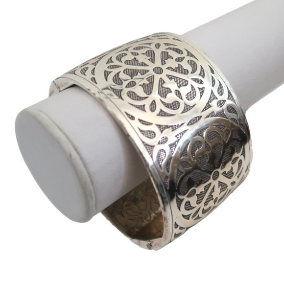 Brighton | Jewelry | Brighton Ferrara Wide Hinged Cuff Medallion ...